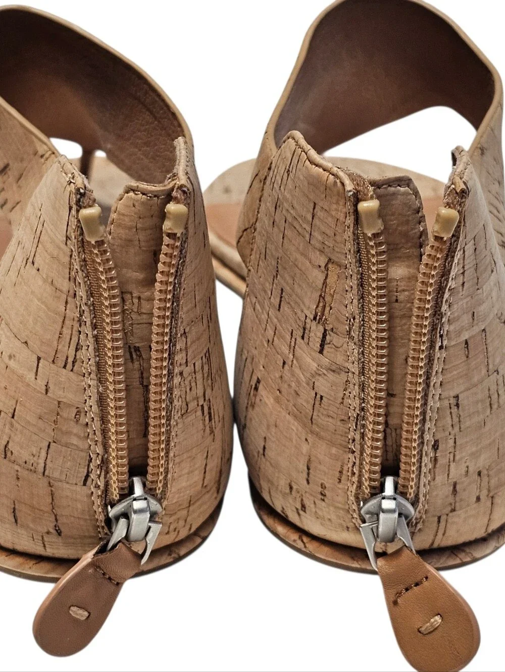 Shoes | Gentle Souls By Kenneth Cole Lark Toe Thong Cork Sandals Size 9 ...